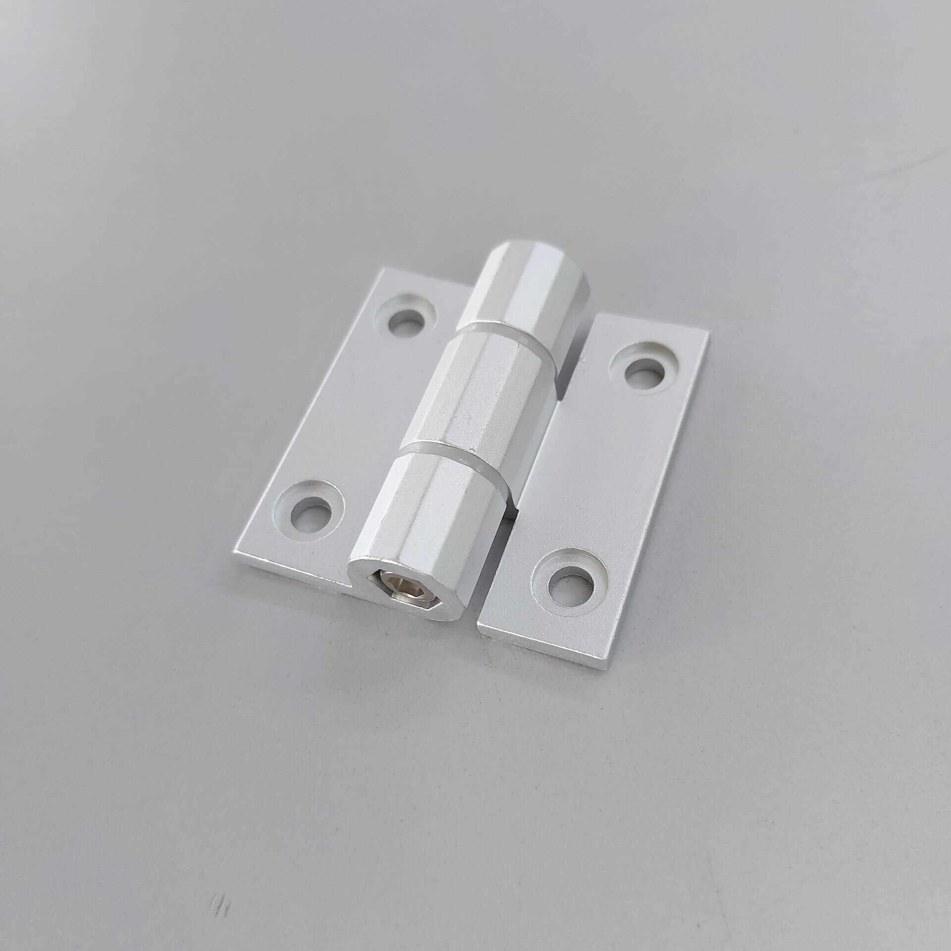 SUS Hinge – Any Hardware